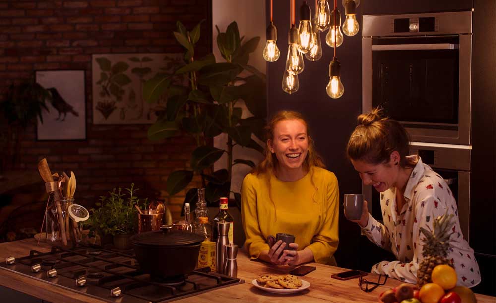 Signify: Iluminación inteligente en el hogar